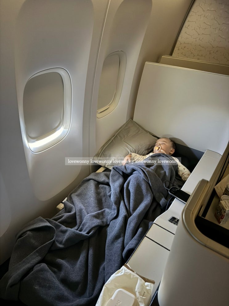 [18개월아기랑 유럽] 인천 런던 대한항공 프레스티지 후기 KE907 기내식 비즈니스 어메니티 / 히드로공항 우버타는 곳 : 네이버 블로그