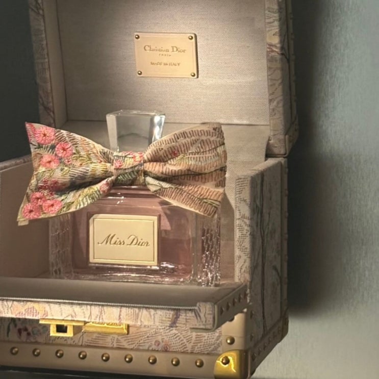 Christian Dior : Designer of Dreams 크리스찬 디올 DDP 전시 : 네이버 블로그