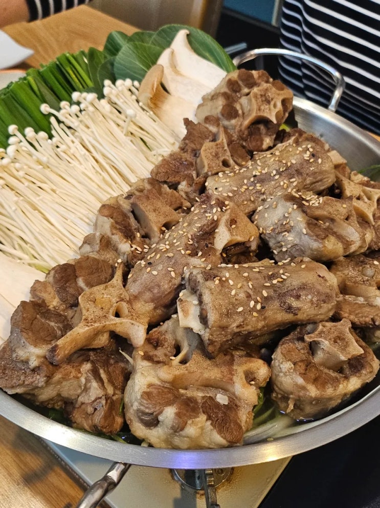 청주 율량동 소꼬리전골 맛집 전주명가 : 네이버 블로그