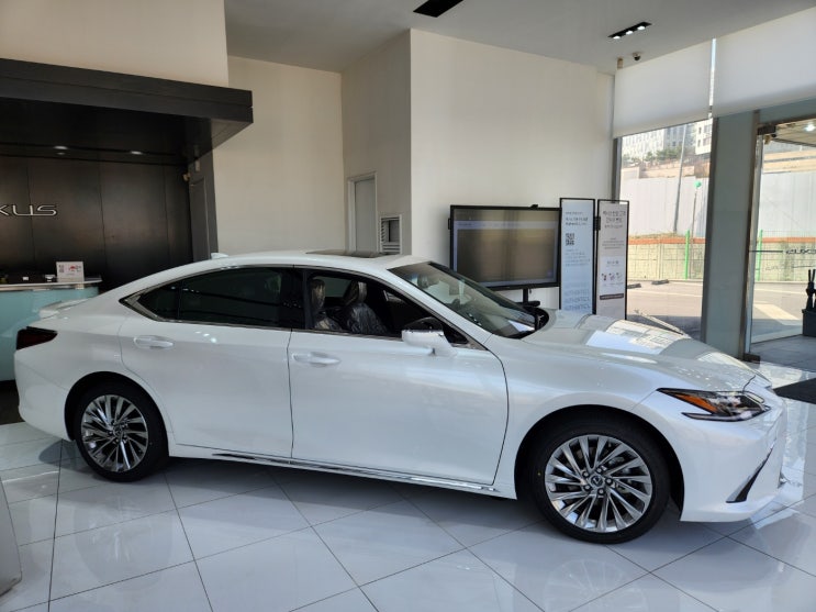 렉서스 es300h 하이브리드 자동차 특징 및 성능 정보 : 네이버 블로그