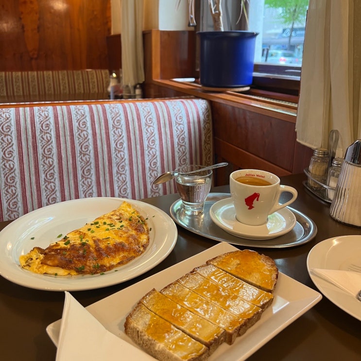 오스트리아 빈 여행 비엔나 쇤부른궁전 근처 카페 맛집 Café Raimann : 네이버 블로그