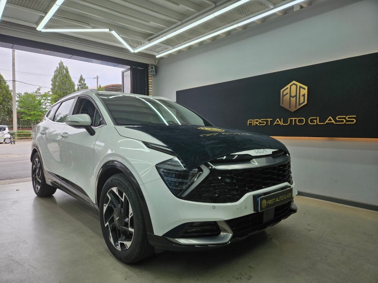 [증평자동차유리교체] 스포티지NQ5 낙하물에 파손된 앞유리 당일 시공 : 네이버 블로그