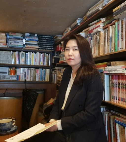 영화평론가 출신 정치인 강유정 이재명 대통령실 대변인 비례대표 국회의원 대변인 축구감별사 프로필 등 그녀를 둘러싼 모든