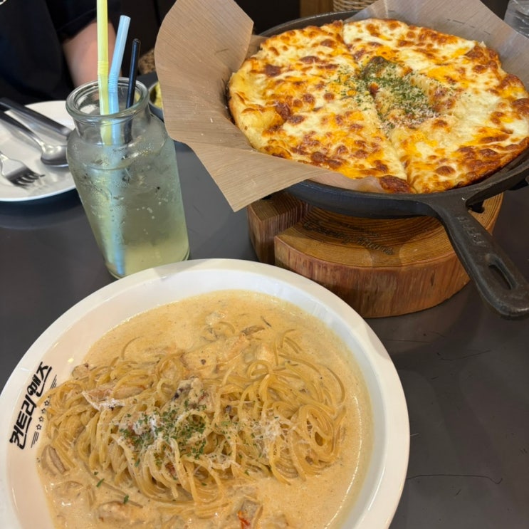 동성로양식 컨트리맨즈)치즈가 넘쳐흐르는 시카고피자부터 바삭한 패스츄리 피자까지 맛 볼 수 있는 동성로 찐맛집 추천🍕 : 네이버 블로그