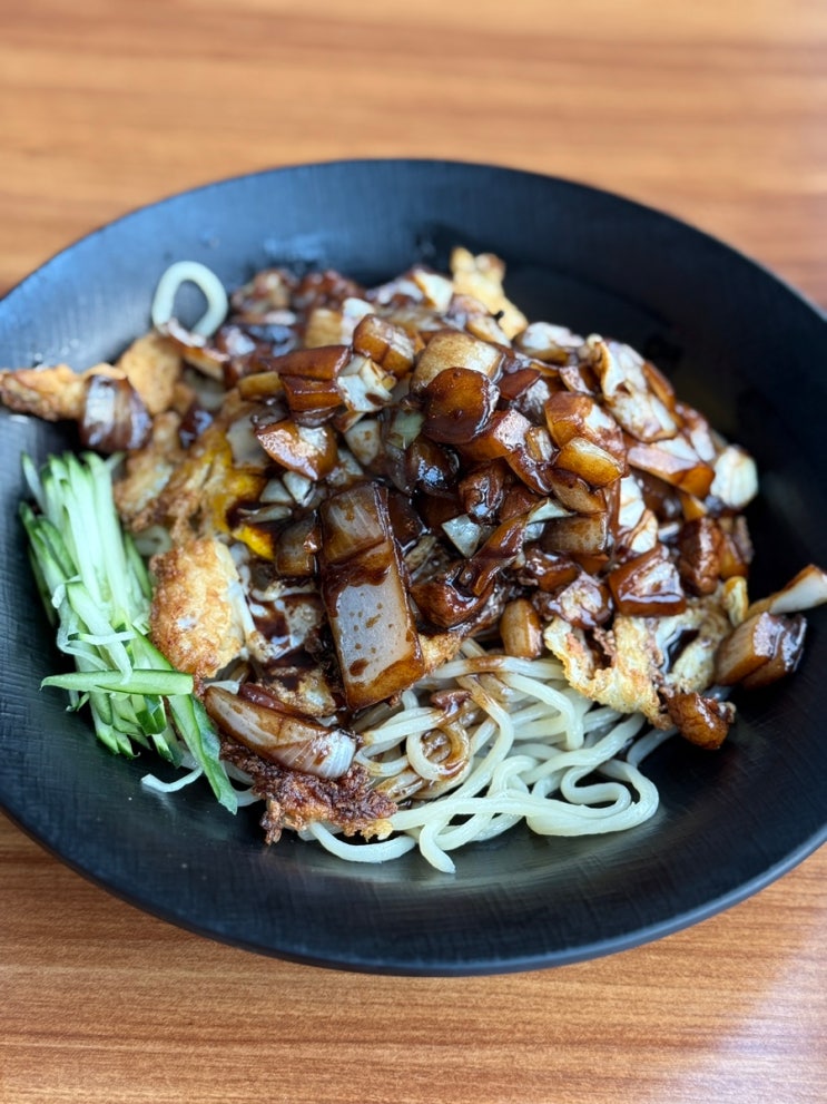 가산디지털단지 점심은 계란후라이 올라간 부산간짜장으로 해결 : 네이버 블로그