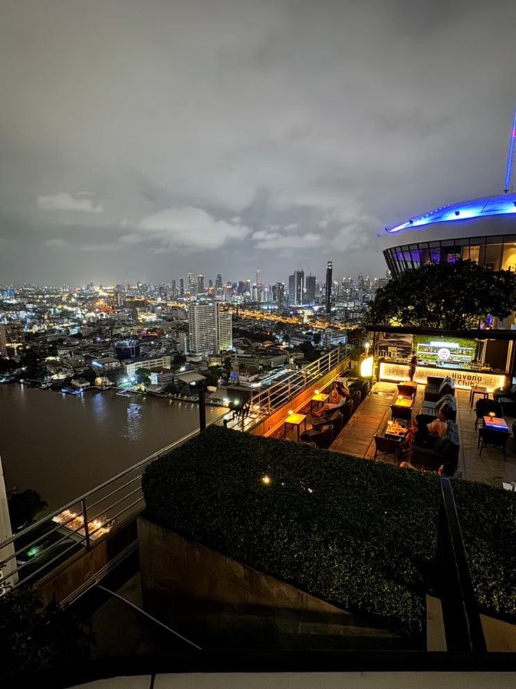 [방콕] 밀레니엄힐튼 방콕 루프탑 쓰리식스티(ThreeSixty Rooftop Bar) : 네이버 블로그