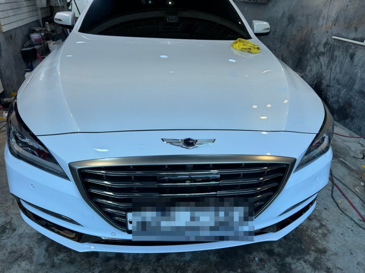 🤍 제네시스 G80 흰색 차량 – 물때로 흐려진 광택, 다시 선명하게 복원 완료! : 네이버 블로그