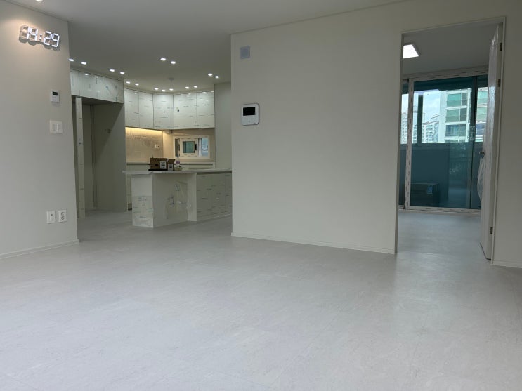 KCC 숲 도담(3.2T) 파라디소화이트 33평형 시공후기 : 네이버 블로그