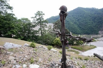 국군은 죽어서 말한다 - 모윤숙 : 네이버 블로그