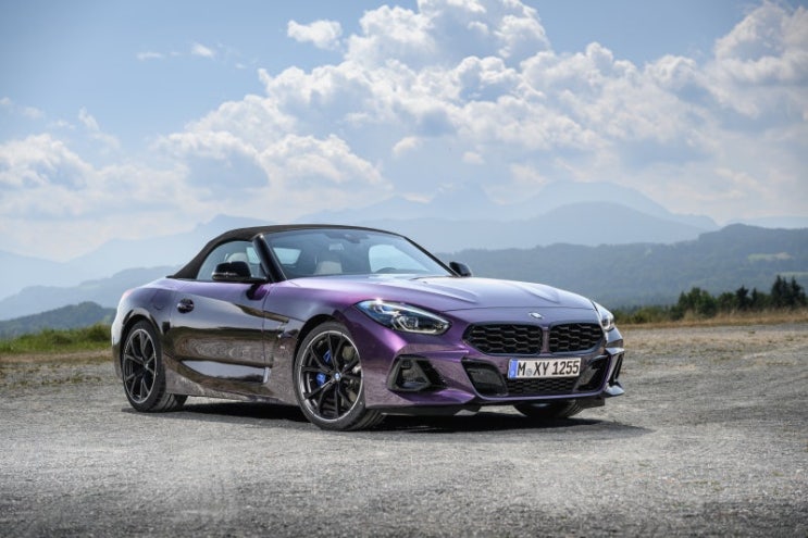 BMW Z4, 2인승 로드스터의 정석(바바리안 모터스 인천 송도Complex 전시장 오경철 과장) : 네이버 블로그