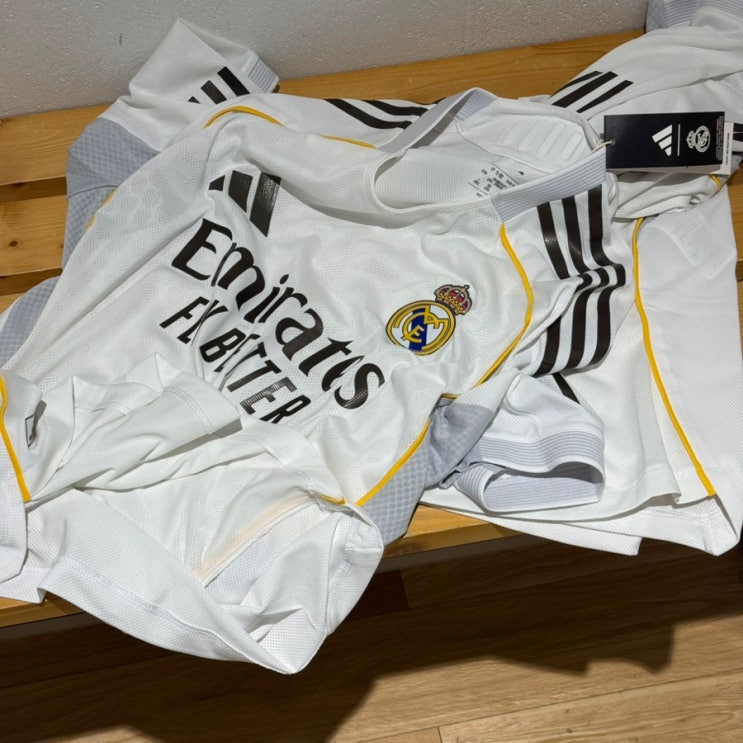 LFP 25/26 레알마드리드 홈 어센틱 저지 구매 후기 : 사이즈 XXXL(3XL) / 실착샷, 벨링엄 풀마킹 : 네이버 블로그