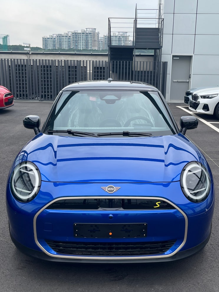 MINI Cooper SE – 전기차도 감성적으로 미니답게! #3도어 전기차 | 전가람 SC (MINI 일산) : 네이버 블로그