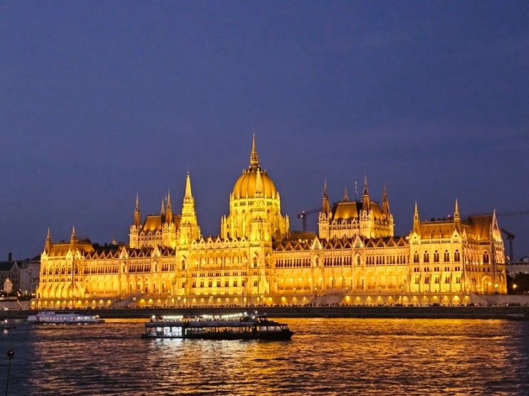 동유럽 여행 여섯째 날 (2) - 마차시 성당, 어부의 요새, 국회 의사당 야경 : 네이버 블로그