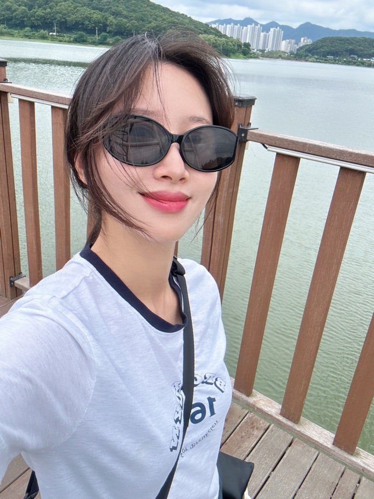 성수동가볼만한곳 리에티 플래그십스토어 신상 선글라스 패키지 : 네이버 블로그