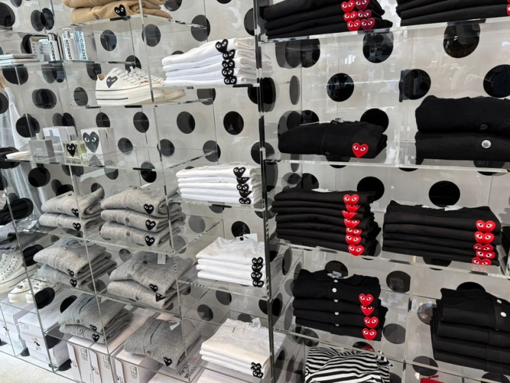 후쿠오카 꼼데가르송 텐진 이와타야백화점 웨이팅 : 네이버 블로그