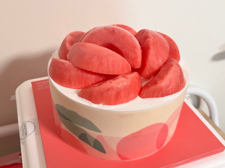 여름 베라 아이스크림 케이크 베스킨라빈스의 더 듬뿍 복숭아 케이크 배달 내돈내산 솔직후기 : 네이버 블로그