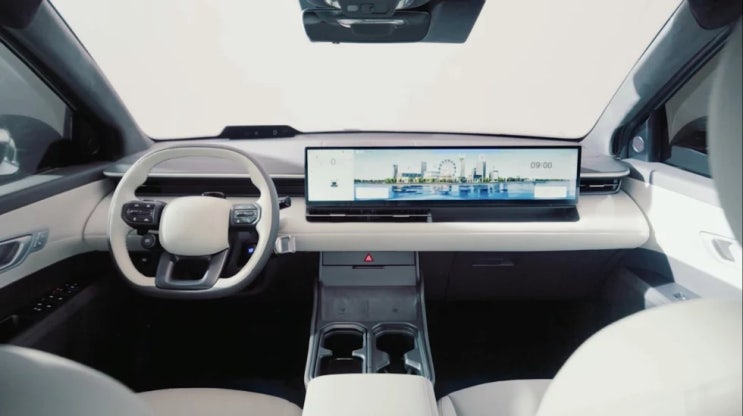 플레오스 탑재할까? 27인치 HUD가 들어간 현대 일렉시오 실내 공개. 그랜저 페이스리프트 GN7 PE 실내 미리보기 가능성. : 네이버 블로그