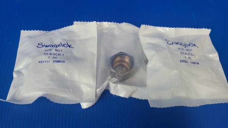 SWAGELOK SS-8-VCR-1 VCR Face Seal Fitting Female Nut 스와즐락 암나사 너트 SS-8 ...