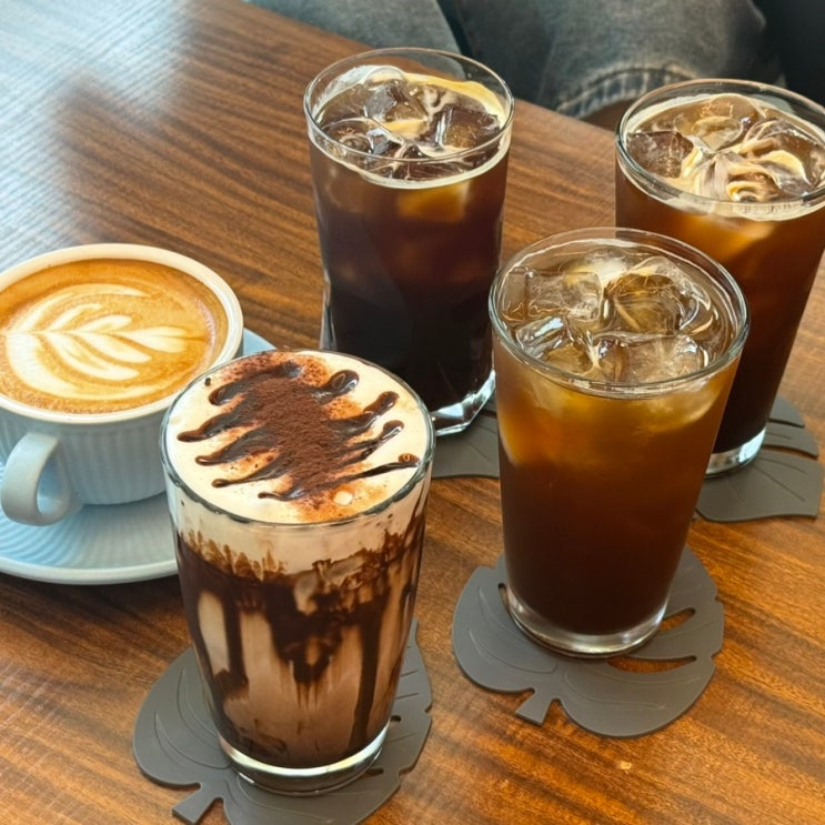 [의정부] 분위기 있는 식물원 카페 빛뜨레커피 | 의정부 예술의전당 근처 카페 추천 : 네이버 블로그