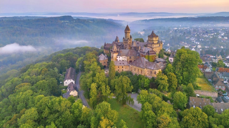 성의 진화-독일, 헤센, 브라운펠스성(Evolution of a castle-Braunfels Castle, Hesse ...