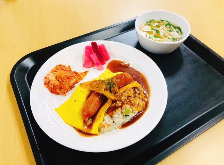 단체급식 저단가 신메뉴제공DAY 오므라이스 후랑크지단말이&소스 미소된장국 비트수제무피클 야채볶음밥 수제불고기치즈버거&펩시콜라 ...