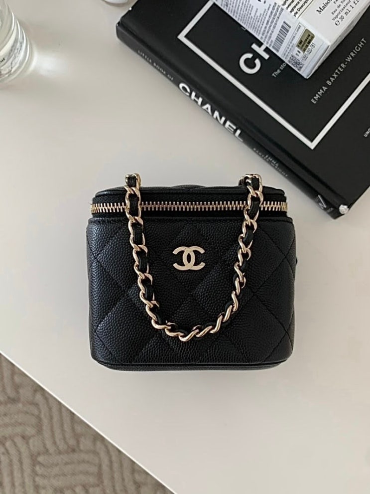 🔕sold out🔕 CHANEL / 샤넬 캐비어 정사각 베니티백 (31번대) : 네이버 블로그