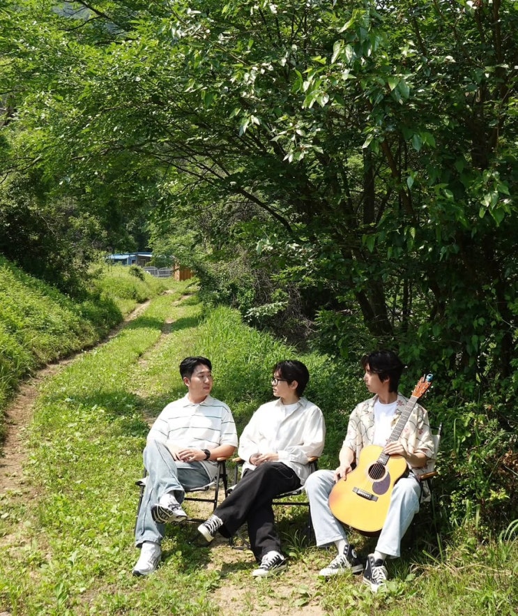 자연광 스튜디오 추천 | 뮤직비디오·프로필 사진 찍기 좋은 몬도하우스 : 네이버 블로그