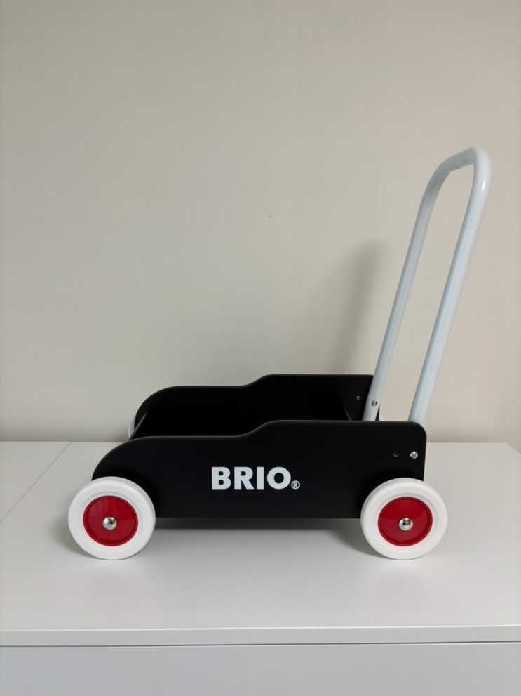 Brio : 아기 북카트 겸 아기걸음마 보조기로 좋은 브리오 북카트 : 네이버 블로그