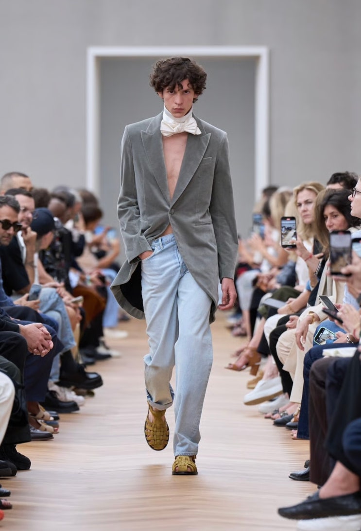 조나단 앤더슨 디올 맨. Dior man. 2026SS : 네이버 블로그