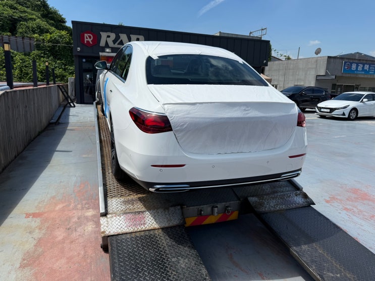 전주 벤츠 진모터스 김정용 부장님 출고차량 E200 RAD RA 썬팅 + 유리막코팅 + PPF 생활보호 [RAD 전주본점 ...