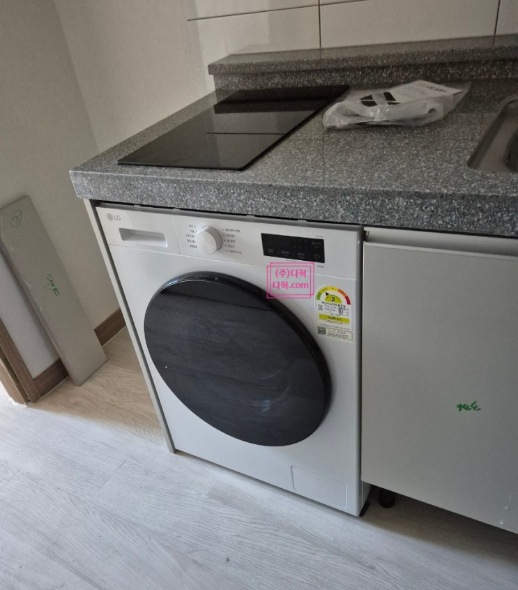 신축 원룸·경찰청 LG 트롬 건조 겸용 빌트인 세탁기 FY9WT, FY9WTB/ LG 소형냉장고 B182W13, B124W14 납품 설치 사례 : 네이버 블로그