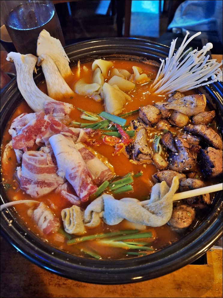 [중앙역 맛집] 동네 산장! 곰이 나오 것 같은 산장 분위기! ㅋㅋㅋ 고잔동 술집! : 네이버 블로그