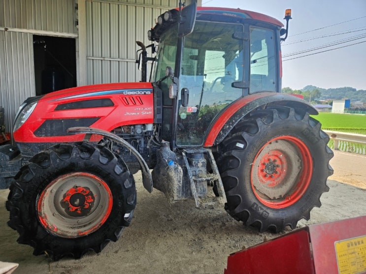 트랙터 타이어 교체 한번에 해결! 뉴홀랜드 T6050 대동 PX1300 타이어 점검 주기 : 네이버 블로그