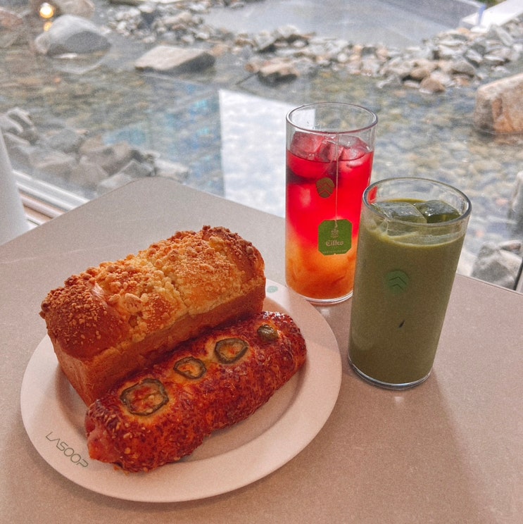 부산 전포 카페 도심 속 신상 대형카페 서면 LASOOP 라숲 : 네이버 블로그