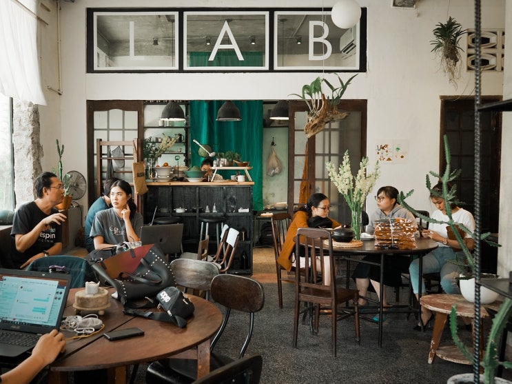 외국계 글로벌 기업 인턴, 취업이 고민이라면? JD 분석 참고해봐요 : 네이버 블로그