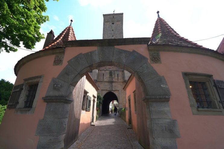 [로텐부르크] 부르크 문(Burgtor und Burg. Castle Gate. 성문과 성문 탑) : 네이버 블로그