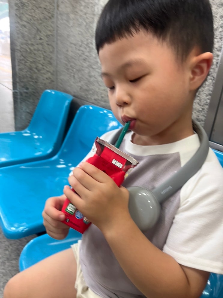 [지루함을 말하다] 오랜만에 아빠랑 셋이서 나가네! (D + 1316 - 1317) : 네이버 블로그