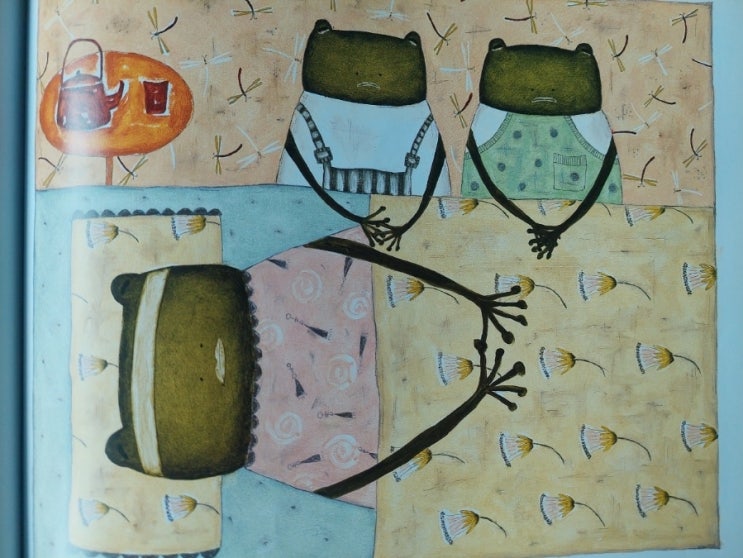 The Green Frogs: A Korean Folktale Retold by Yumi Heo 》 : 네이버 블로그