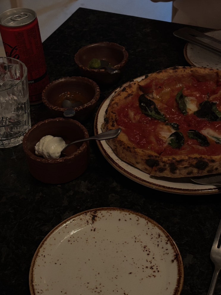 해방촌 기록, 사워도우 화덕피자 ESP @ Eat, Share, Play : 네이버 블로그