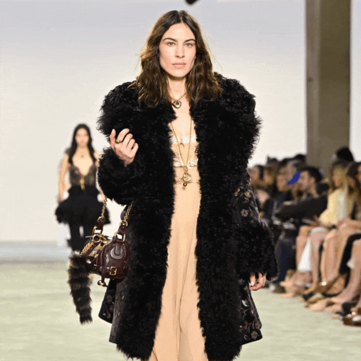 2025년 가을 최고의 컬러 트렌드, 파우더 핑크부터 모카 브라운까지 : 네이버 블로그