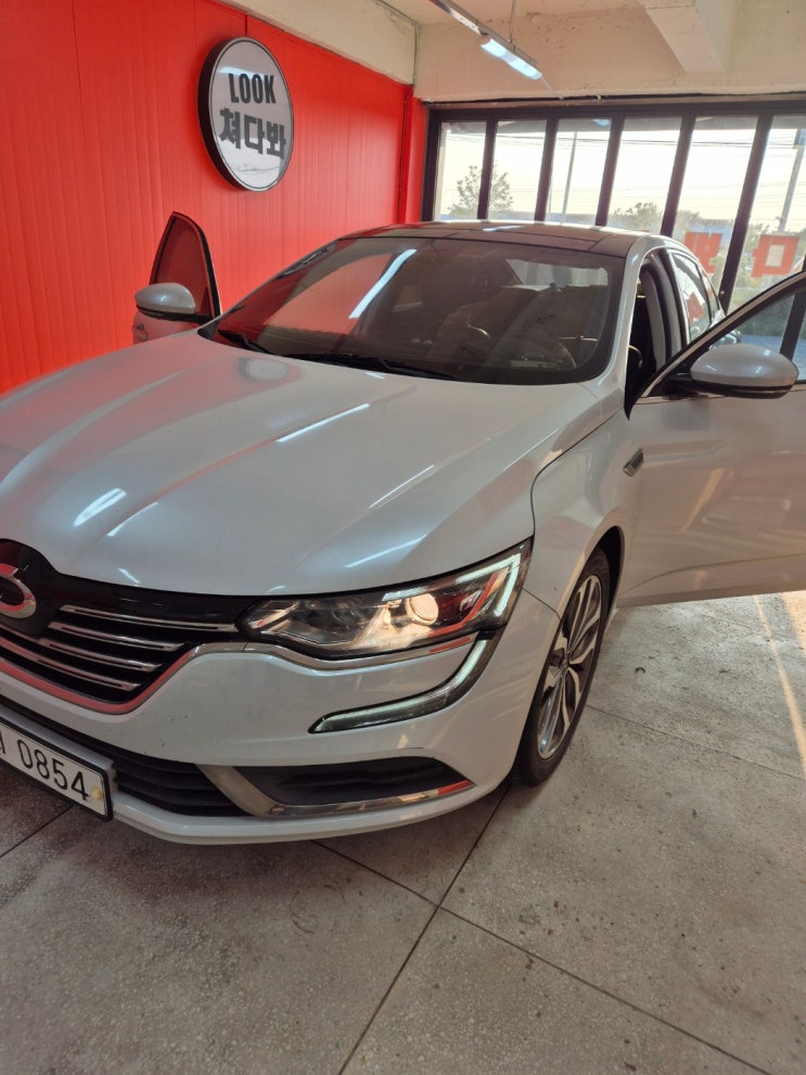 익산 블랙박스 만도 Meister PX , 무상 A/S 2년, 전후방 풀HD, 32G,3.5인치 LCD, ADAS, SM6 장착 사진. : 네이버 블로그