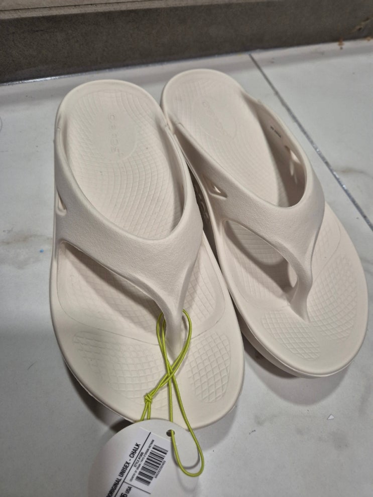 우포스 쪼리 솔직 후기 | 발 편하지만 발등 압박 주의 (장단점 정리) : 네이버 블로그