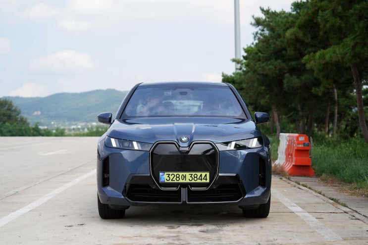 BMW iX xDrive60 LCI 시승기 : 네이버 블로그