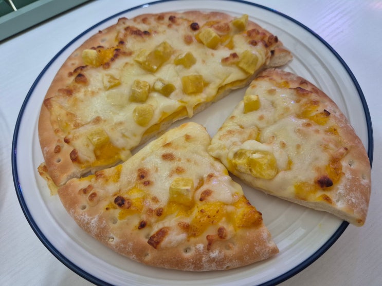 CU 2,900원 냉동 피자 : 네이버 블로그