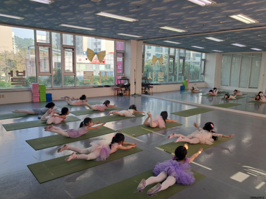 단순한 취미를 넘어 예술로! 무용의 깊이를 더해주는 용인 샤론무용학원 : 네이버 블로그