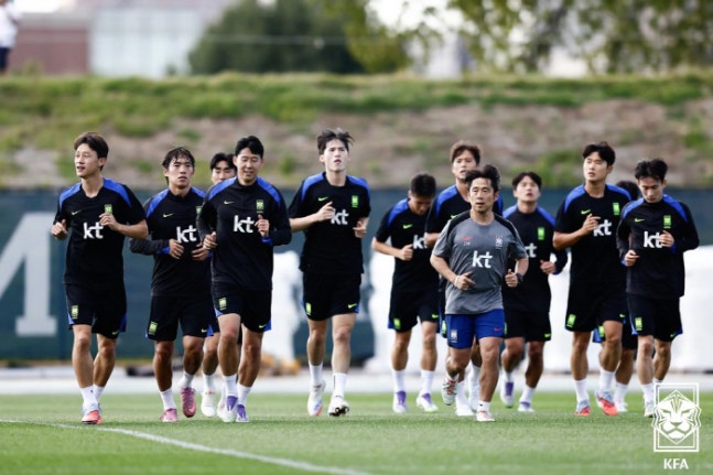 한국 축구 국가대표, 손흥민 최전방 실험 손톱이 정답일까? : 네이버 블로그