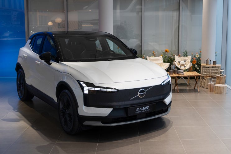 볼보 EX30CC 국내 출시, 428마력 고성능 전기차 : 네이버 블로그