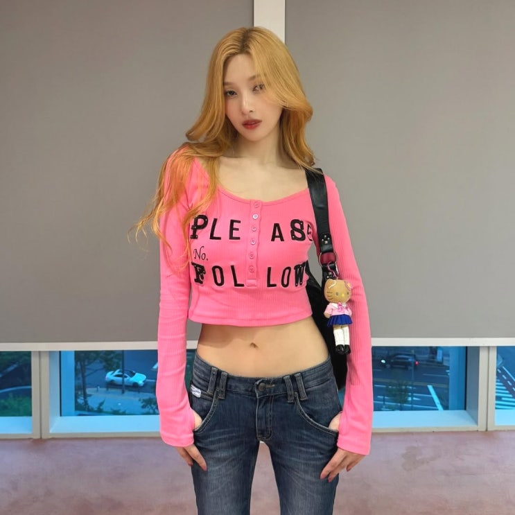 조이 가을패션 Y2K 감성 가득 핑크 크롭탑 롱슬리브 코디♥ : 네이버 블로그
