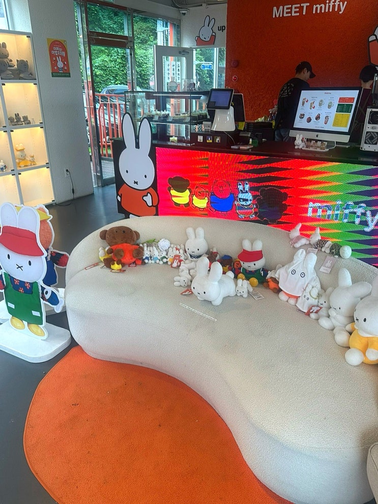 미피 좋아하세요? 미피카페 진행시켜! / miffy cafe busan / 부산 미피카페 / 미피까페 / 부산까페추천 / 부산 ...