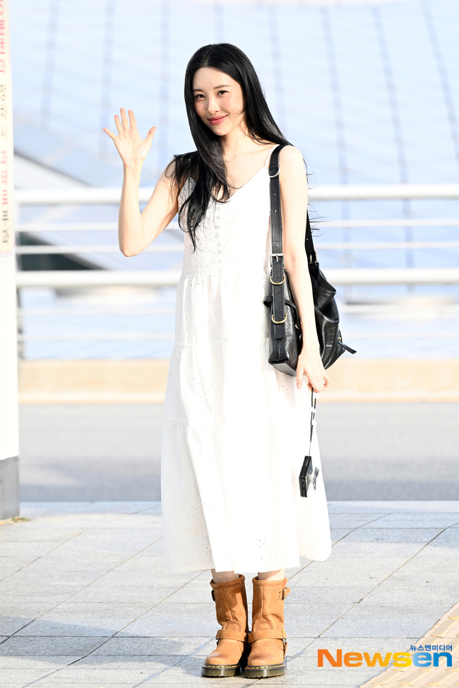 선미 공항패션 청순가련의 정석! DAZY 데이지 원피스 : 네이버 블로그